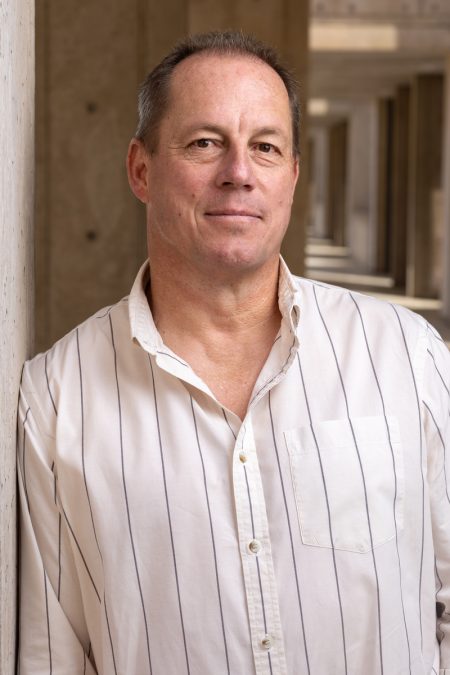 Jan Karlseder: «Δεν υπάρχει μία καθολική συνταγή για τη μακροζωία» - OW.GR